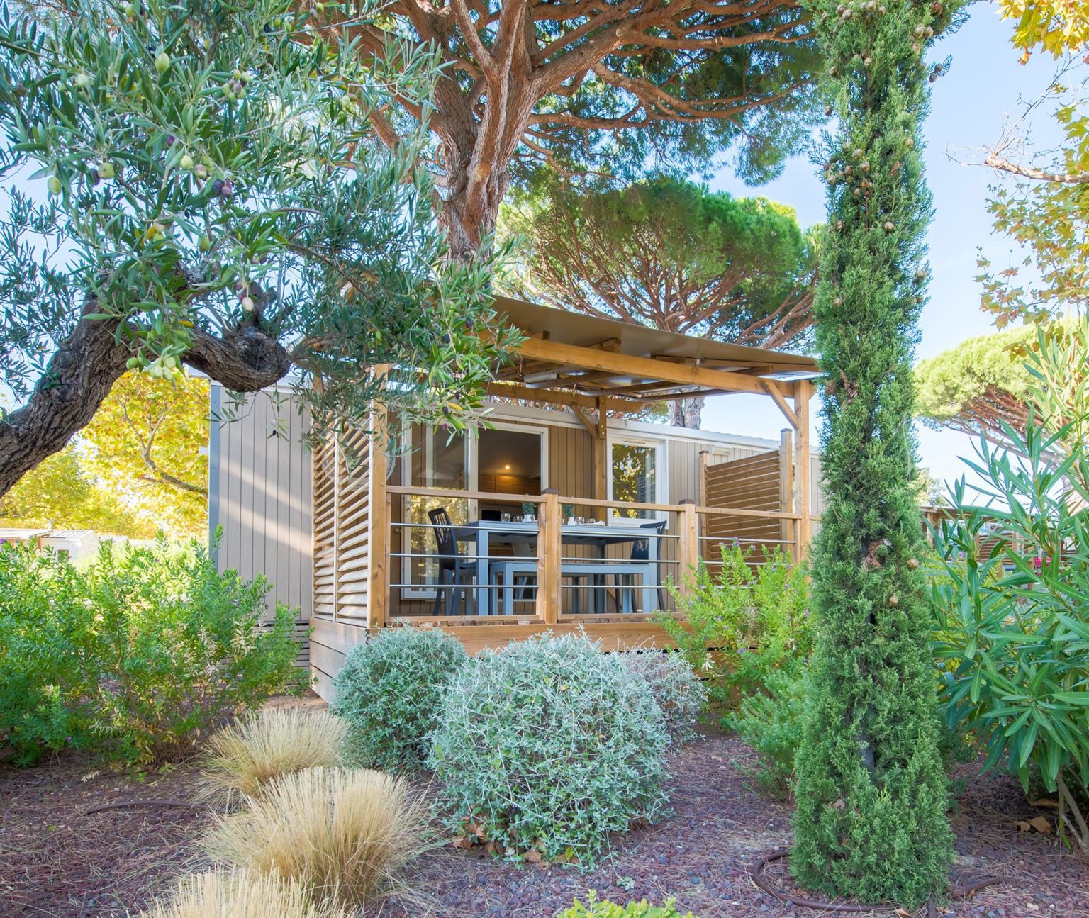 Camping Port Grimaud dans le Var (83) | Camping 4 étoiles des Mûres en ...