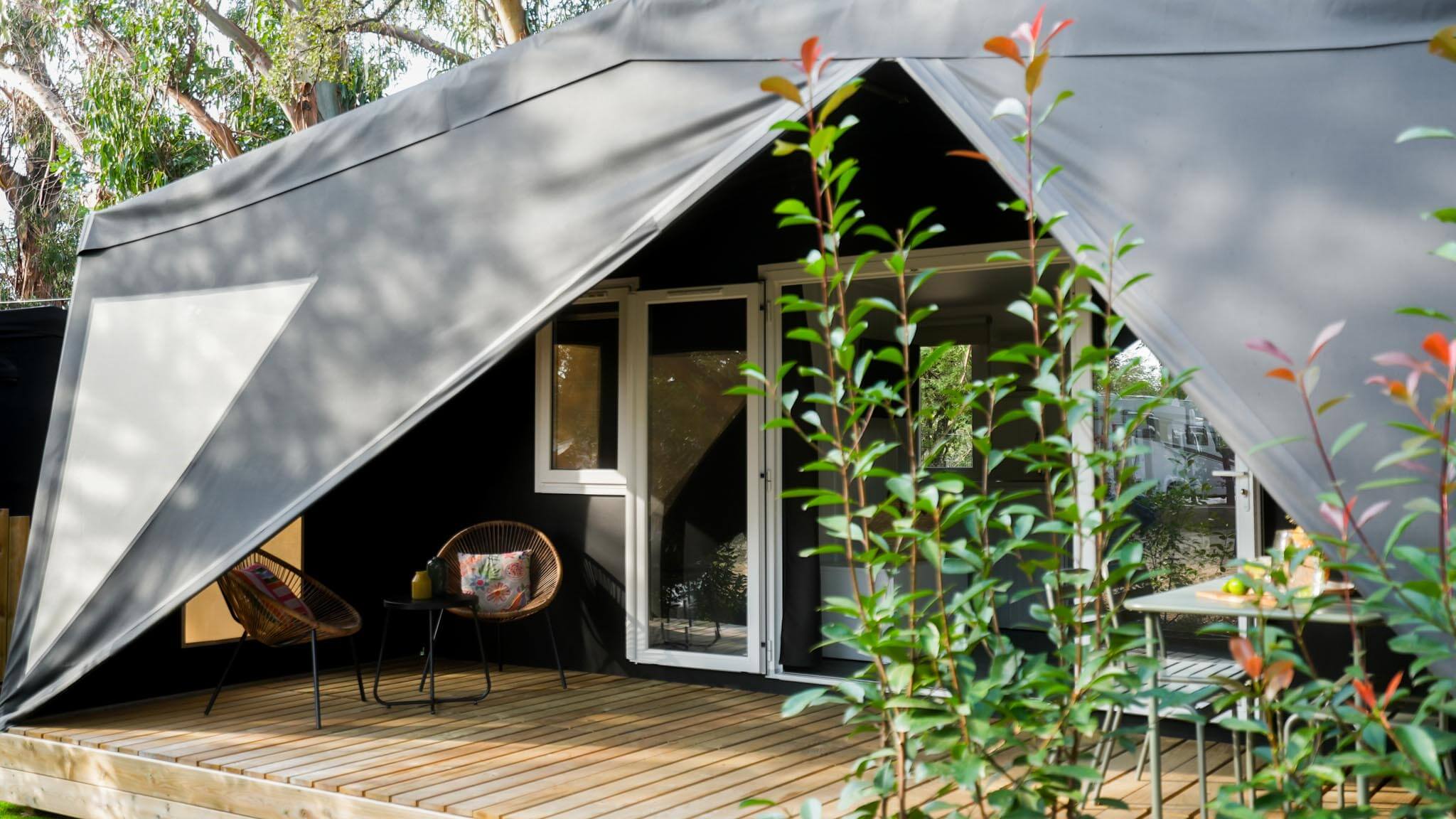 Camping Port Grimaud | Camping des Mûres in the Var region by the sea